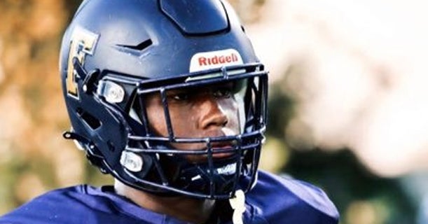 DL De'Andre Cook offered during Penn State visit