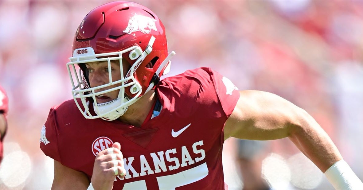 Jackson Woodard enters transfer portal