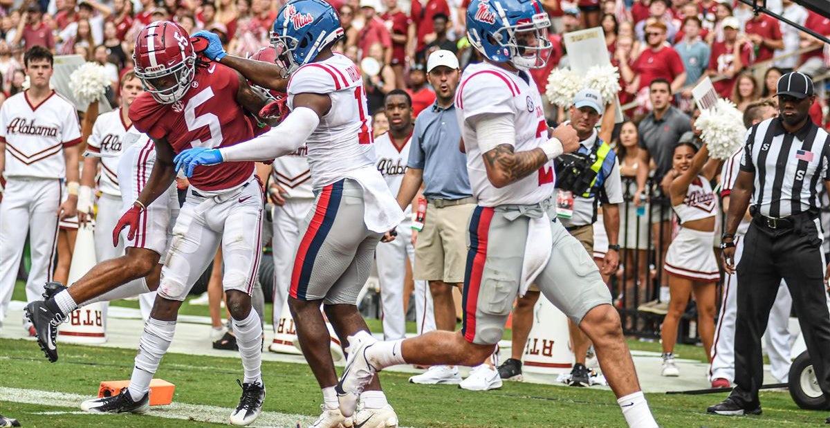 Ole Miss head coach Lane Kiffin gives QB Matt Corral thumbs up for ...