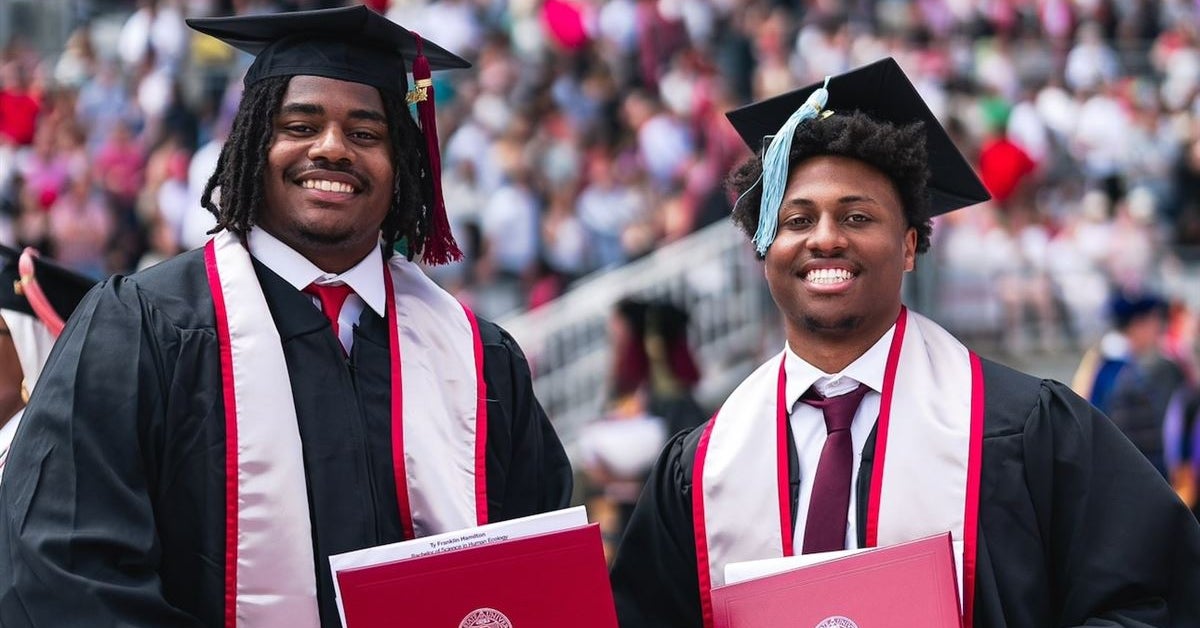 10 football players among 200 Buckeyes who received degrees at Ohio ...