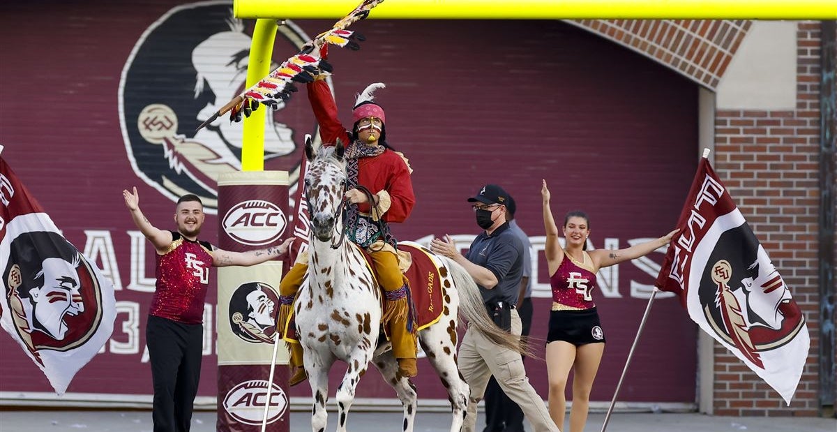 College football's top entrances: 10 we love to see on game days