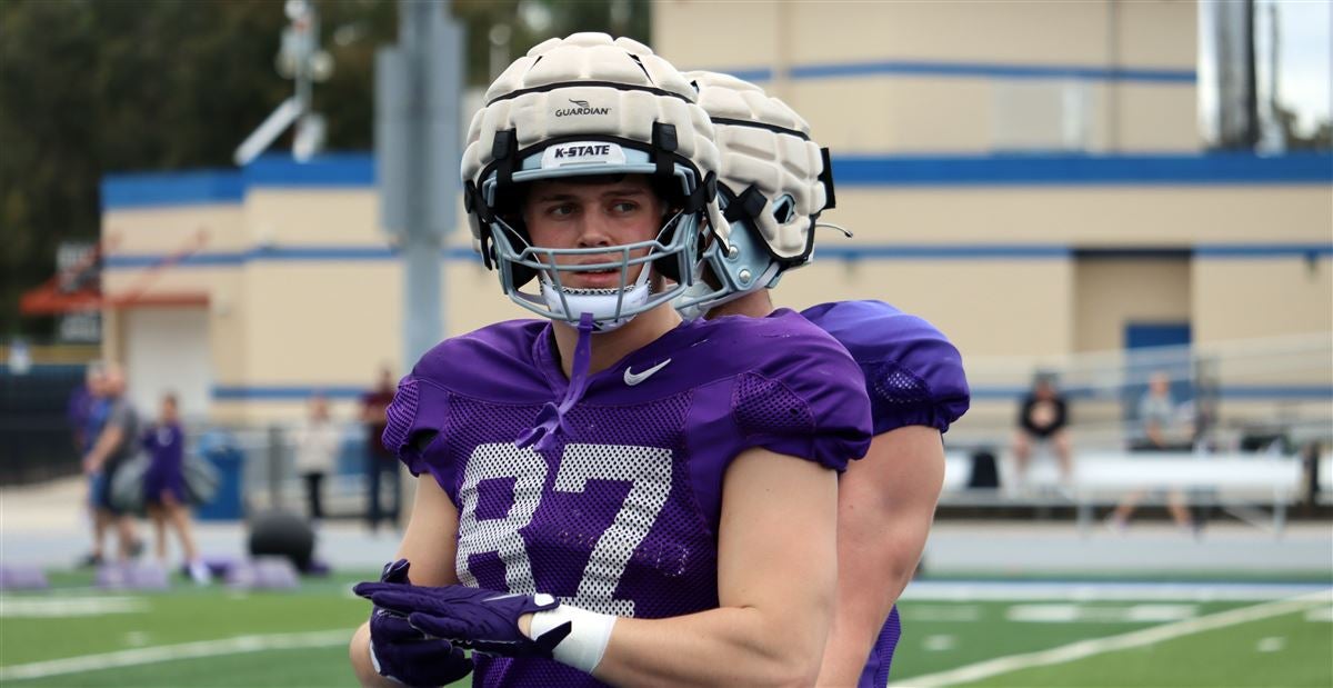 Photos and highlights from Kansas State's Christmas Eve practice
