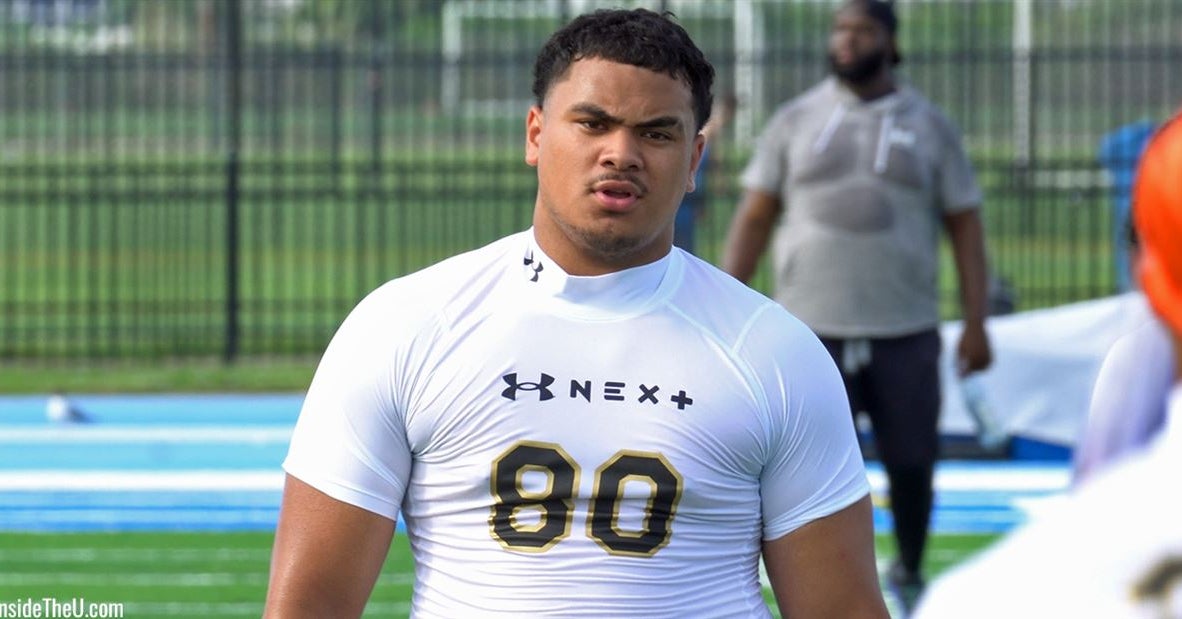 Four-star lineman highlights 'family-oriented vibe' on Husker visit