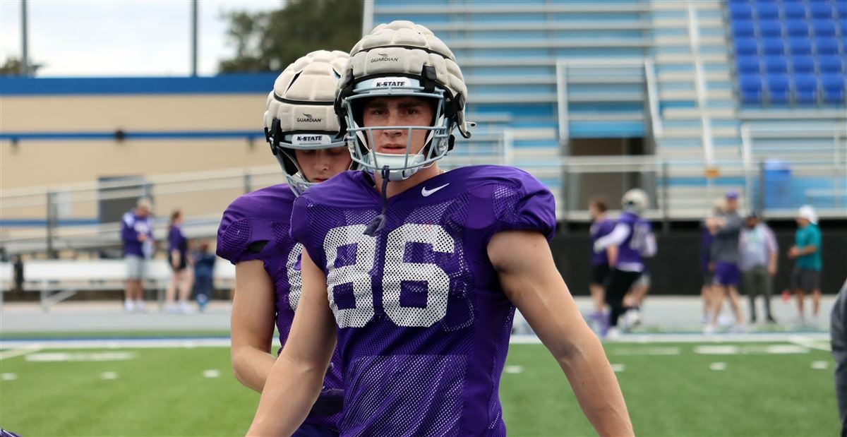 Photos and highlights from Kansas State's Christmas Eve practice