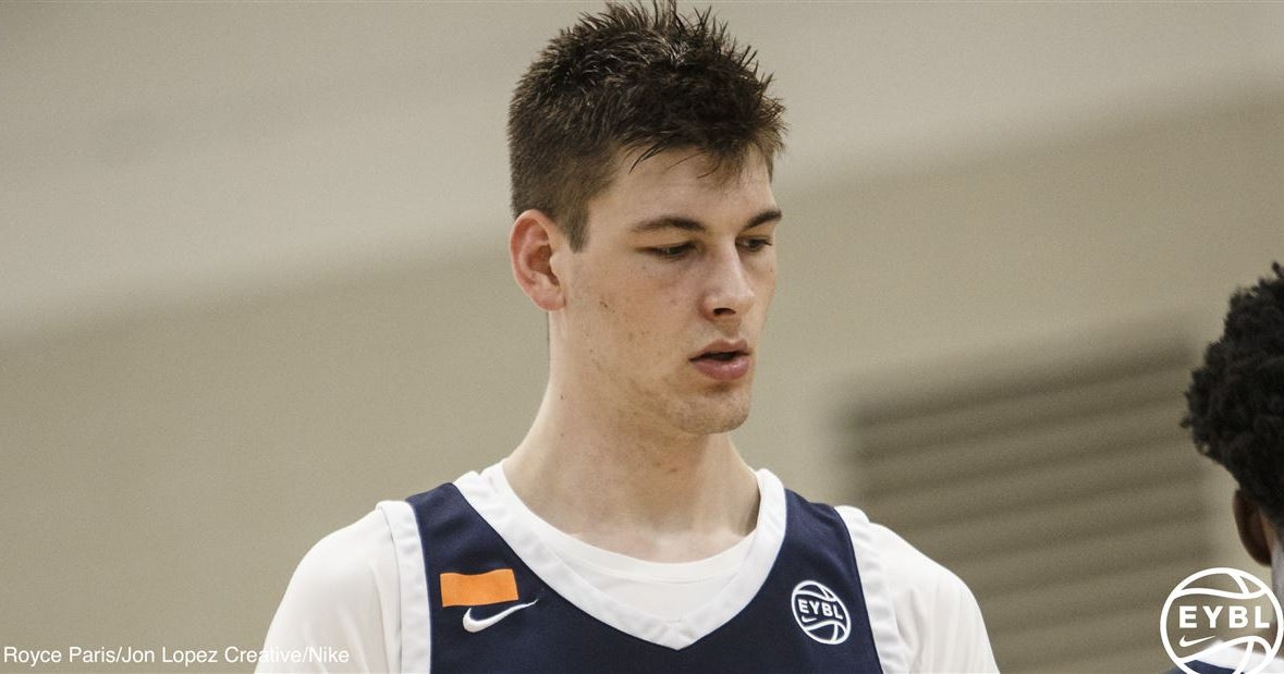 Kyle Filipowski puts up 25 points as Wilbraham and Monson notches big win