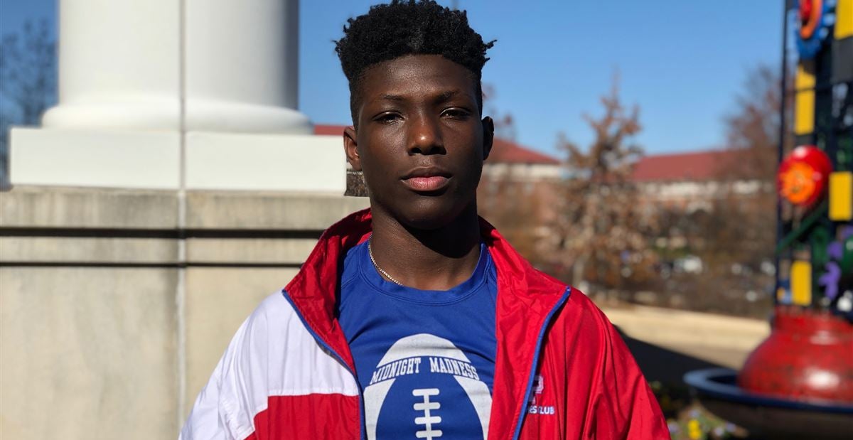 DB A.J. Finley Shuts Down His Recruitment
