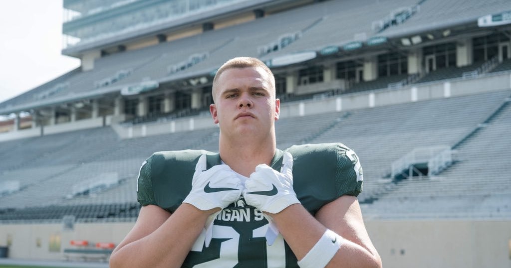 Alex VanSumeren learns a lot about MSU on his official visit