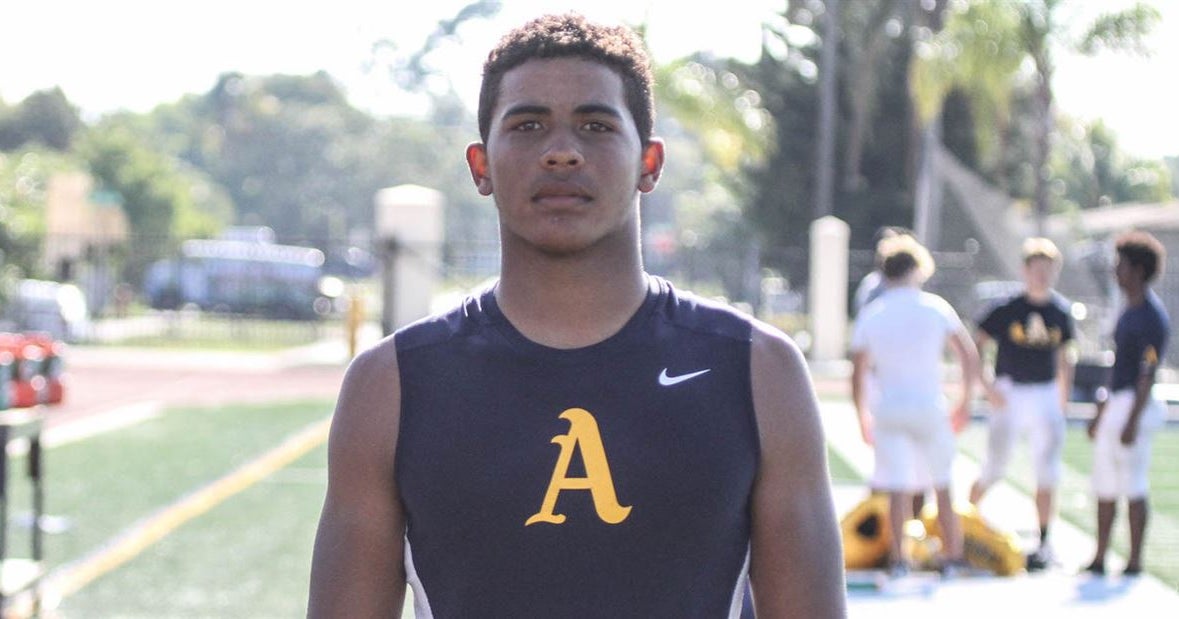 2020 ATH Derek Wingo "excited" to land an offer from Ohio State