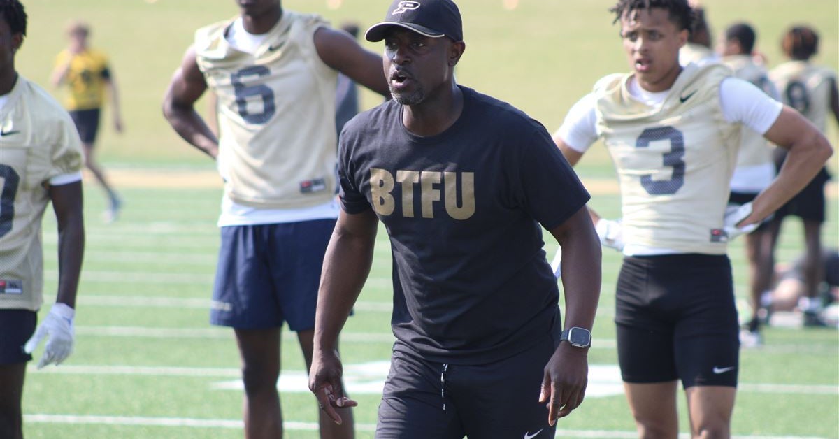 Oklahoma State hires new running backs coach Cory Patterson