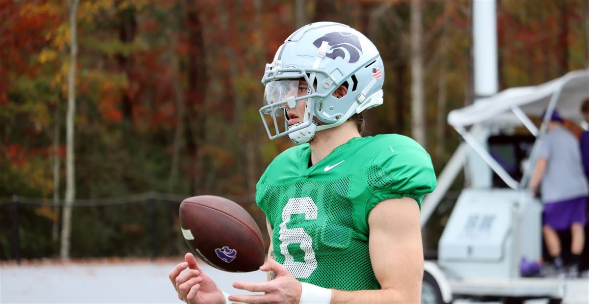Photos and highlights from Kansas State's Christmas Eve practice