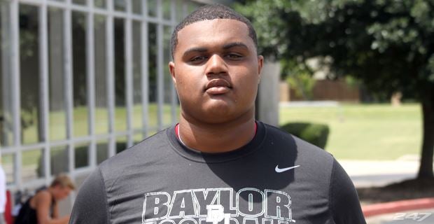 Texas A&M moves on Oklahoma State commit Dan Moore