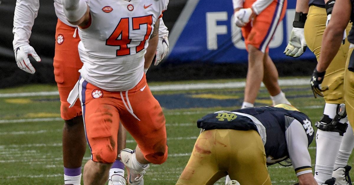 Clemson LB James Skalski announces return for 2021 season