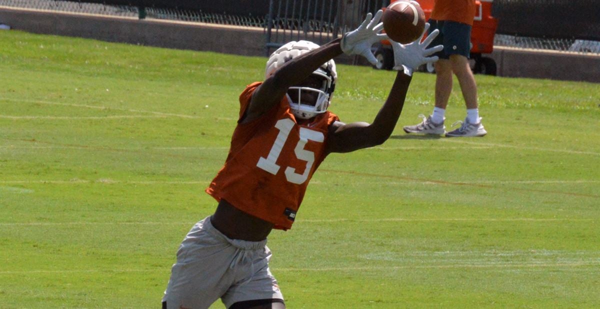 Texas Longhorns WR Agiye Hall will rejoin team from suspension when ...