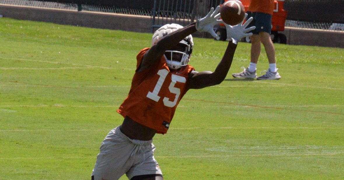 Texas Longhorns WR Agiye Hall will rejoin team from suspension when ...