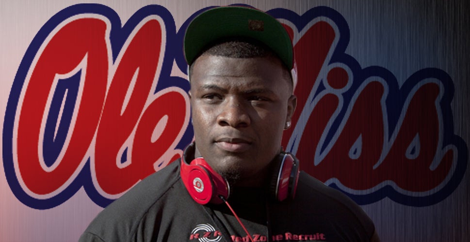5-star DT Lavon Hooks a Rebel