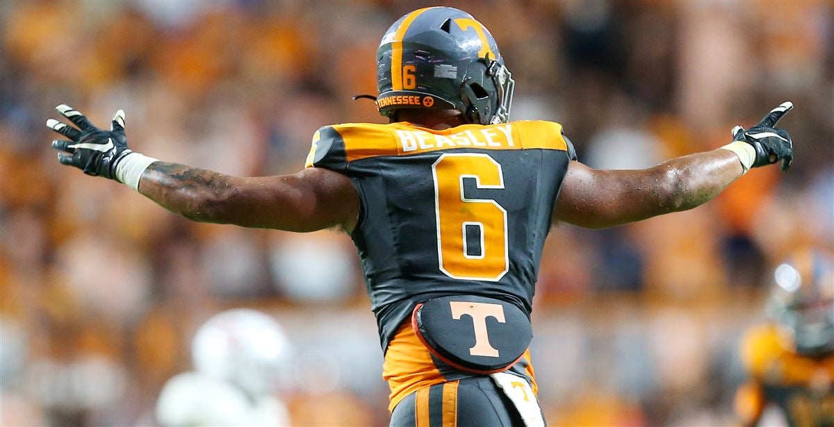 Vols LB Beasley plays 'really well' in first game since Pili's injury