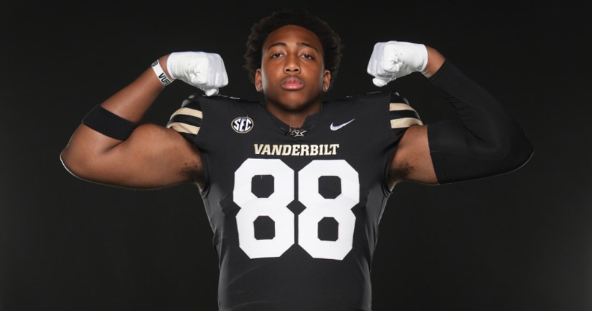 Vanderbilt makes surging 2024 DL Martreece Dillard Jr.'s first visit an ...