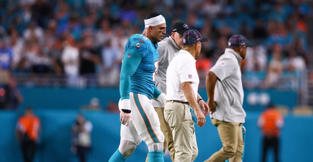 Miami Dolphins' Jaelan Phillips announces season-ending injury