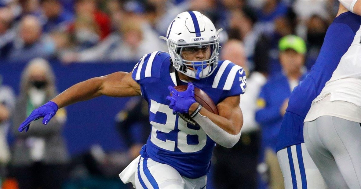 Jonathan Taylor injury update: Colts RB, ex-Wisconsin star ruled out ...