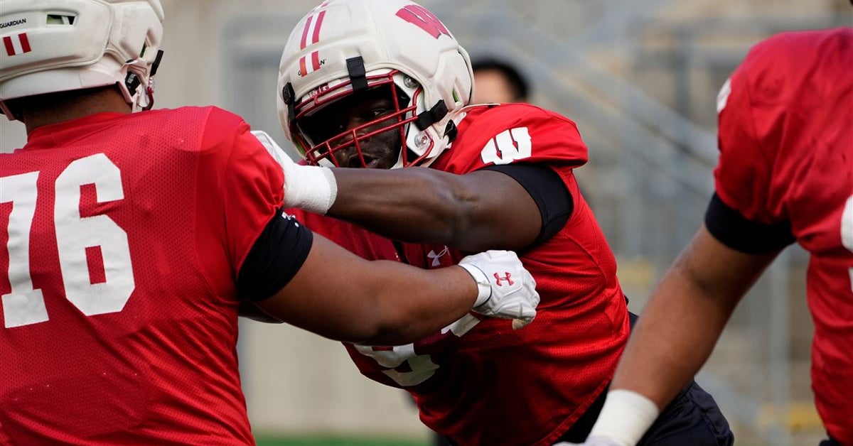 Pair of Wisconsin defensive linemen enter transfer portal