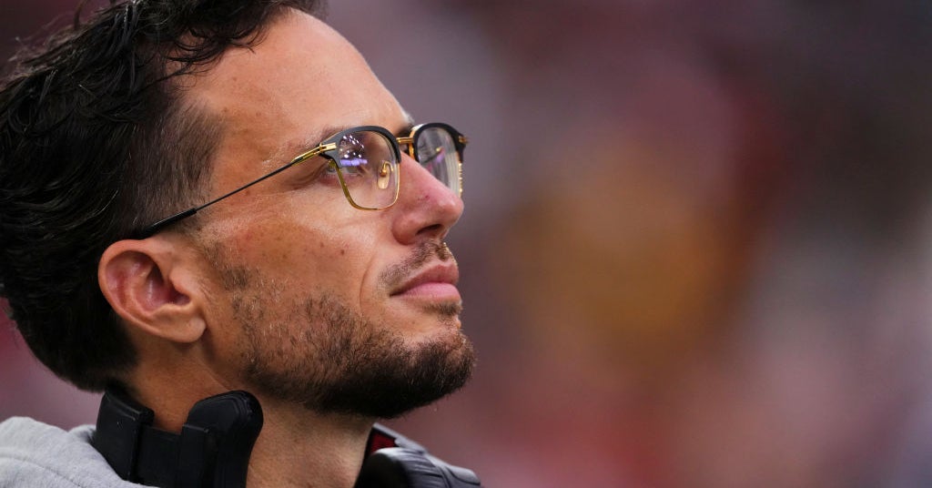 Mike McDaniel's record against good teams takes another hit