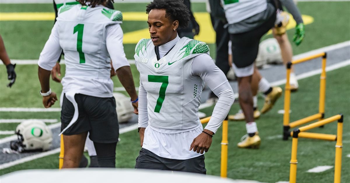 Evan Stewart says he wants to play with Dante Moore, now that Moore is ...