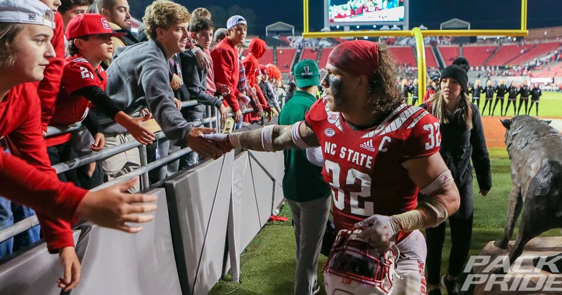 Drake Thomas Named ACC Linebacker of the Week