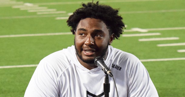 Watch: Freshman Donovan Jackson impresses coaches early in camp