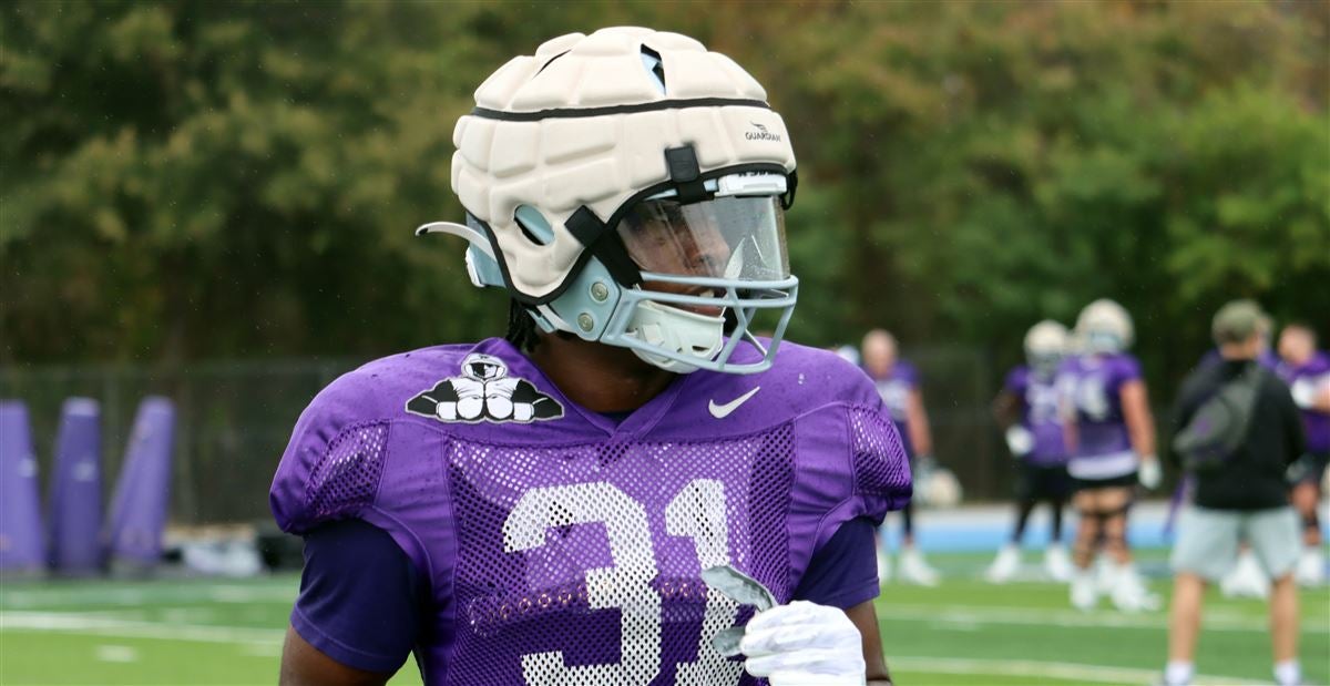 Photos and highlights from Kansas State's Christmas Eve practice
