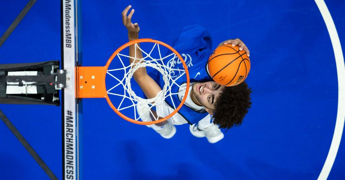 Brandon Garrison, Malachi Moreno holding down the fort at the 5