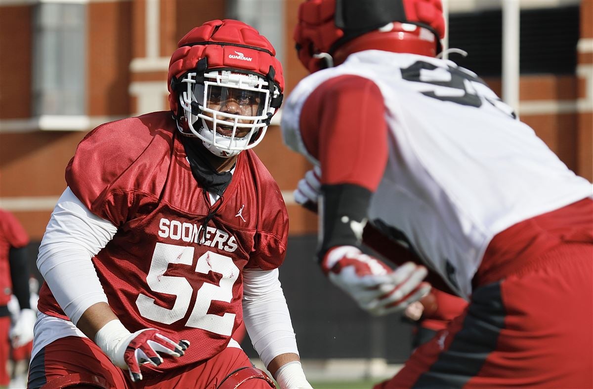 Tyrese Robinson working at both guard, tackle in camp, 'fine with whatever'