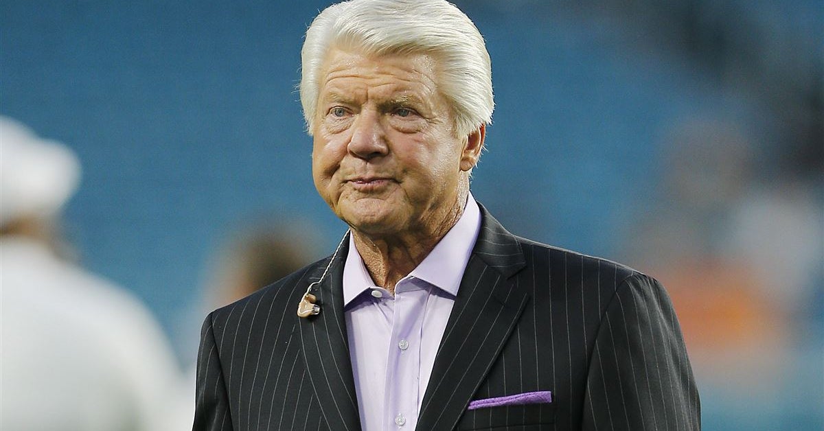Miami Hurricanes to induct Jimmy Johnson, Dennis Erickson, Chuck ...