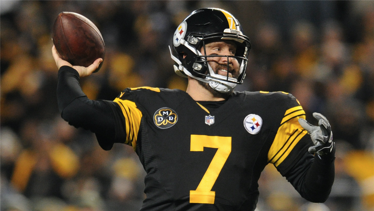 LOOK: Ben Roethlisberger celebrates his sister Carlee's wedding