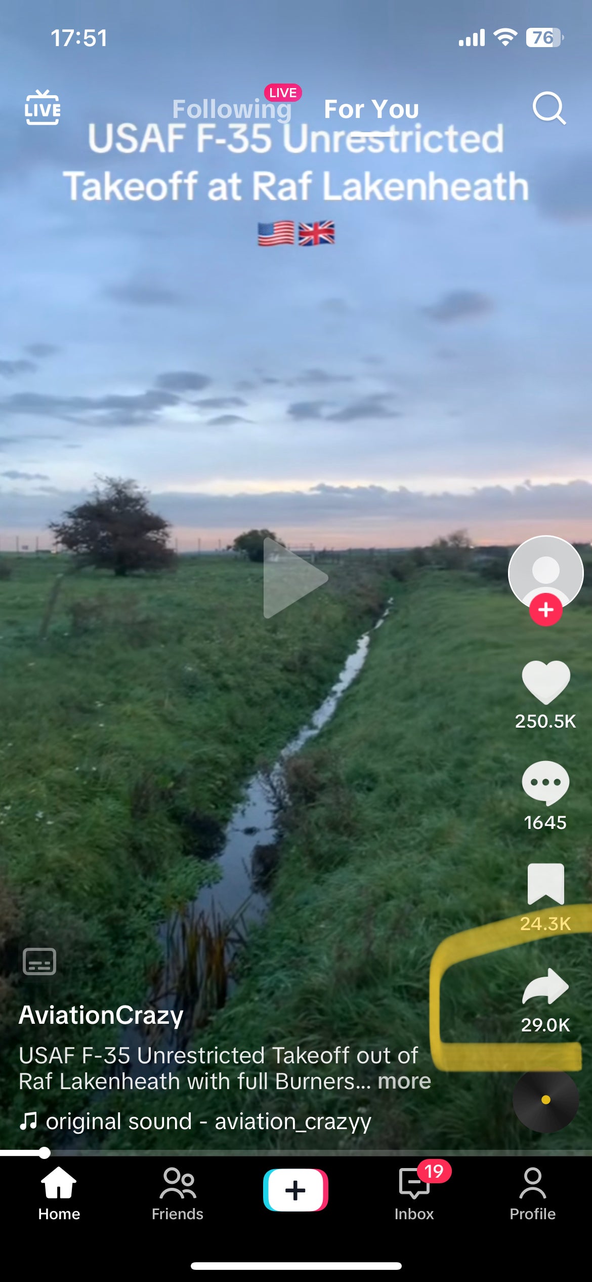 way, way off topic -- but I could use some techno help