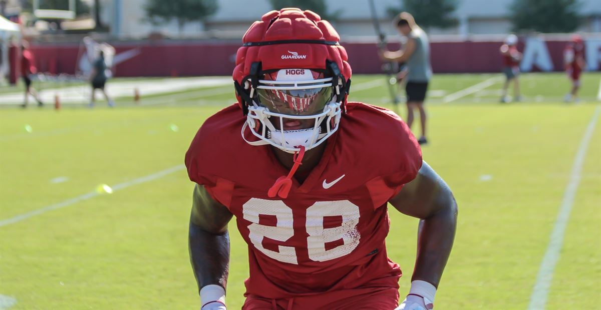 Jaheim Thomas coming on strong at linebacker for Arkansas