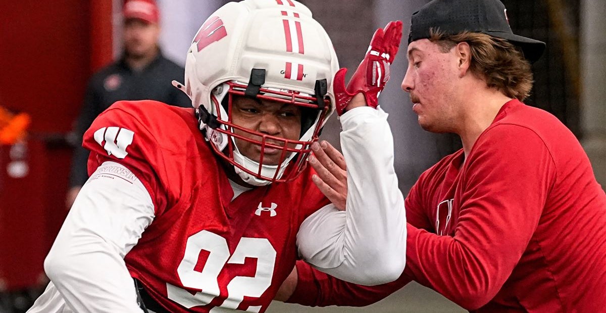 Key Wisconsin Badgers: No. 10 - Redshirt senior outside linebacker Corey Walker