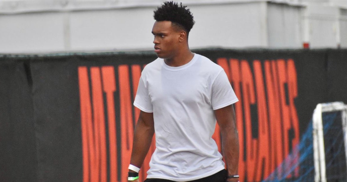 LB Devon Jackson pushes back decision coming off official visit to Miami