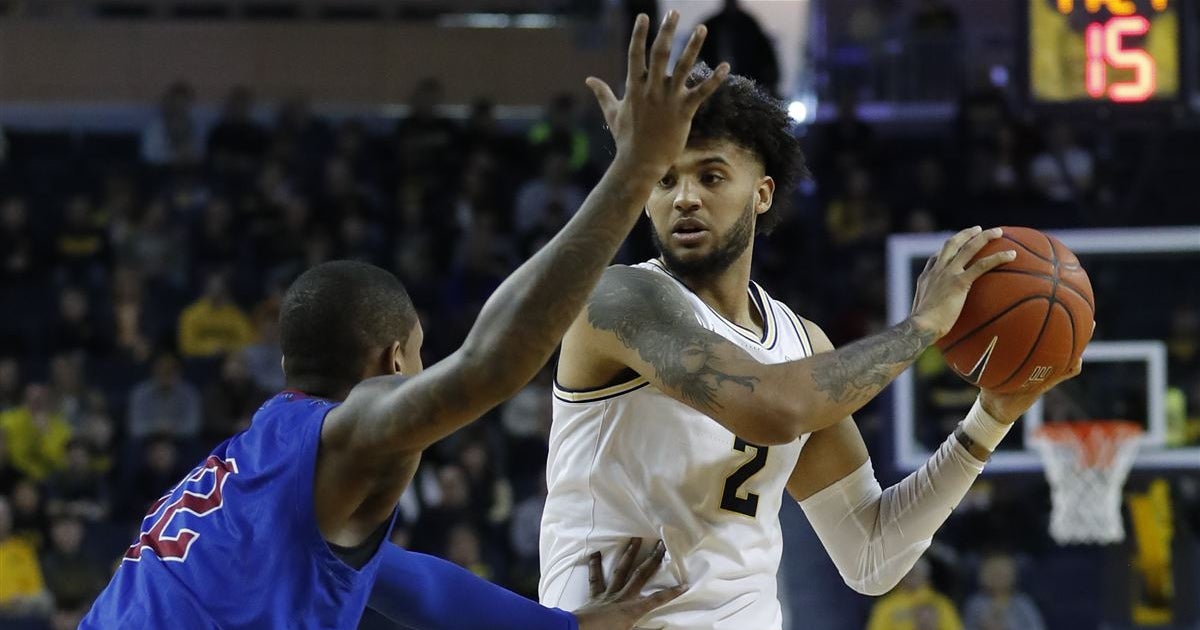 Isaiah Livers discusses return to Michigan