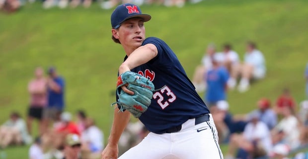 Ole Miss retains emerging RHP Hudson Calhoun for 2026