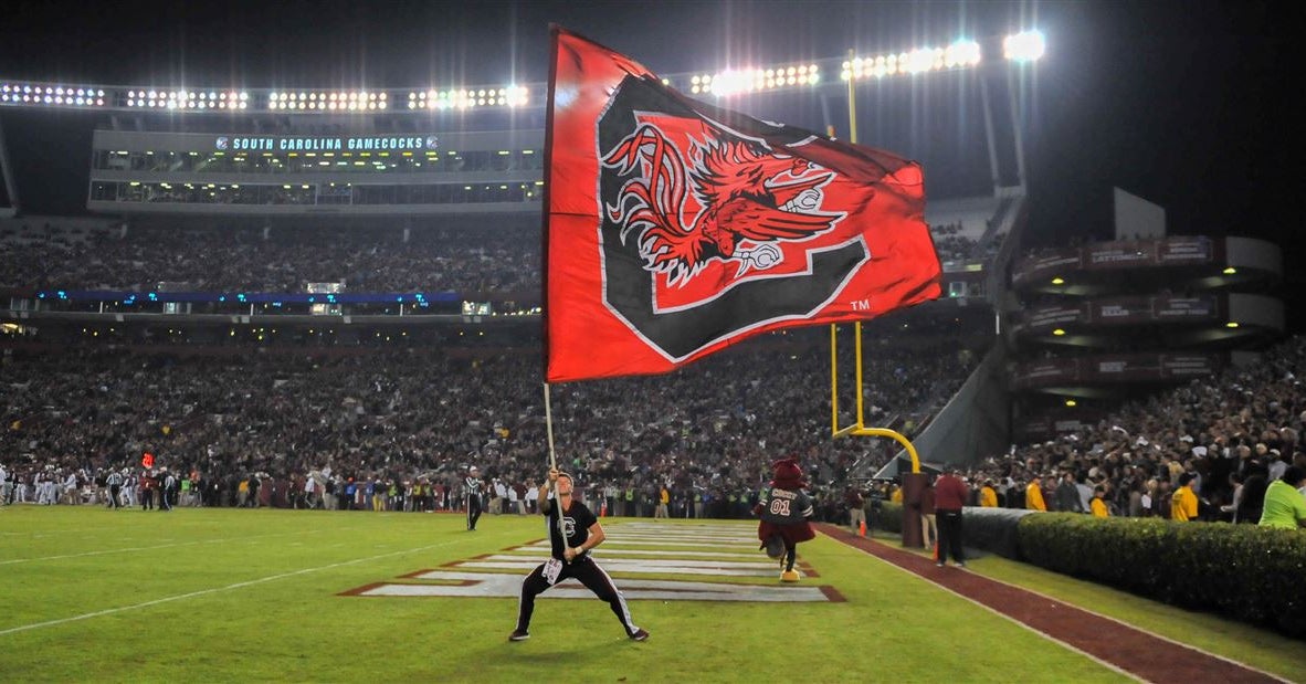 SAXX Underwear announces NIL deal with South Carolina football