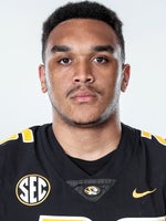 Xavier Simmons, Charlotte, Linebacker