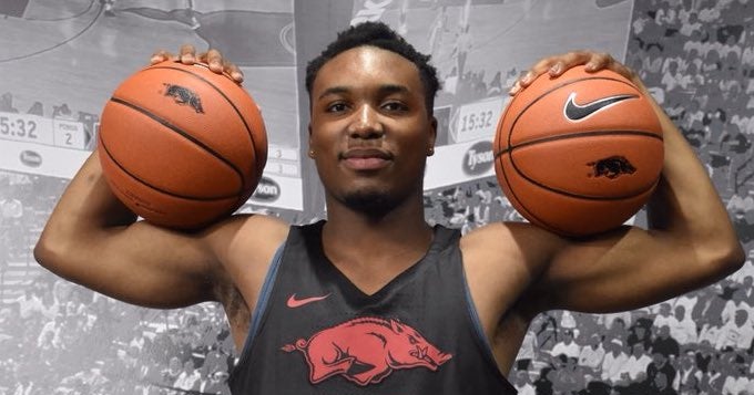 2020 forward Chris Moore recaps Arkansas visit