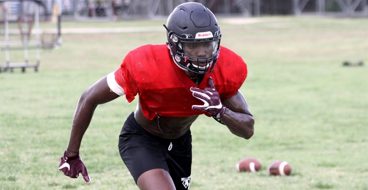 Texas flips four-star WR Troy Omeire from Texas A&M