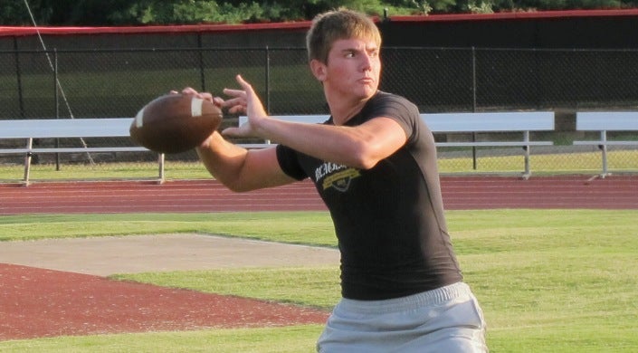 Gators offer and land QB Staver