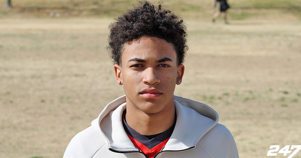 WR Zeb White starting to reel in offers