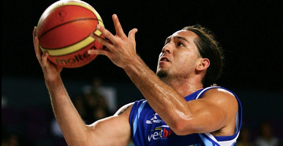 WSU great Derrick Low still embracing Bennett Ball's 5 pillars