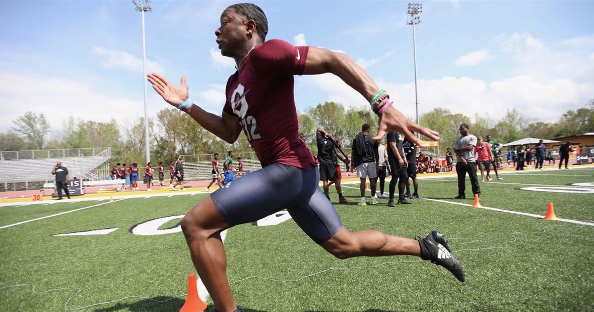 Four-star 2021 wide receiver Theodore Knox notches Texas offer