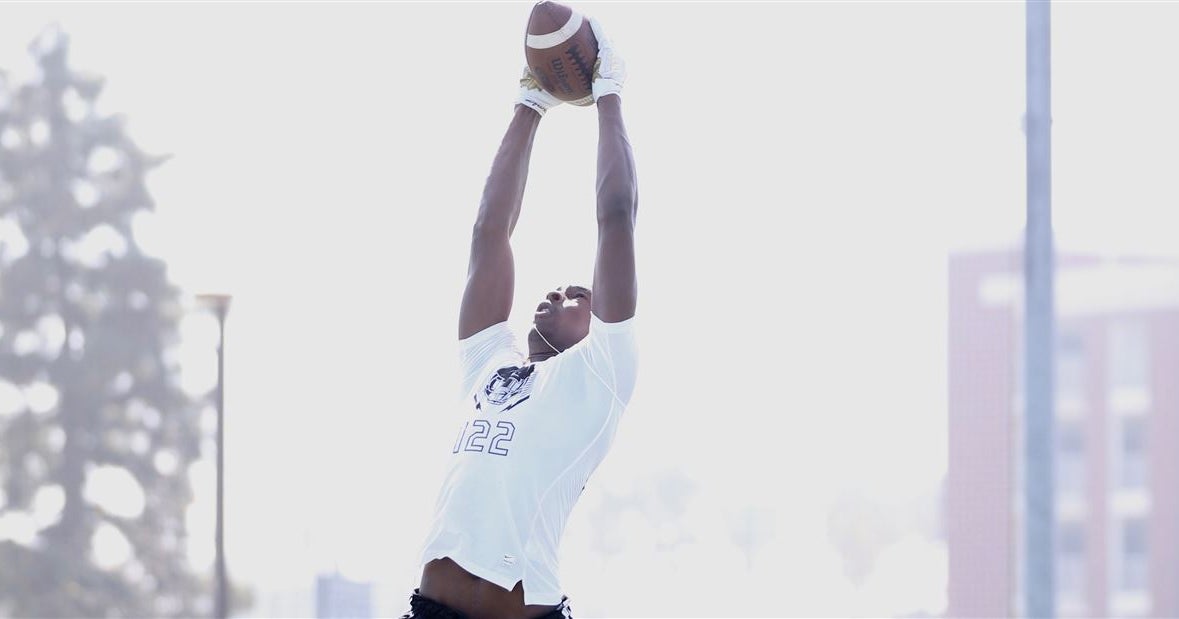Four-star WR Devon Williams picks USC over Oregon