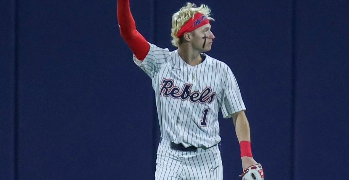 OF Treyson Hughes announces plans to re-enter transfer portal