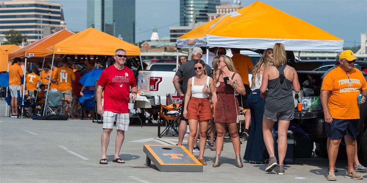 UT clarifies status of tailgating plans for this season
